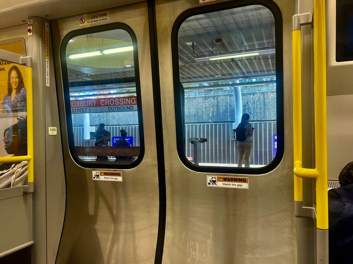 Estos son los cambios en el servicio de la Línea Naranja a partir del 8 ...