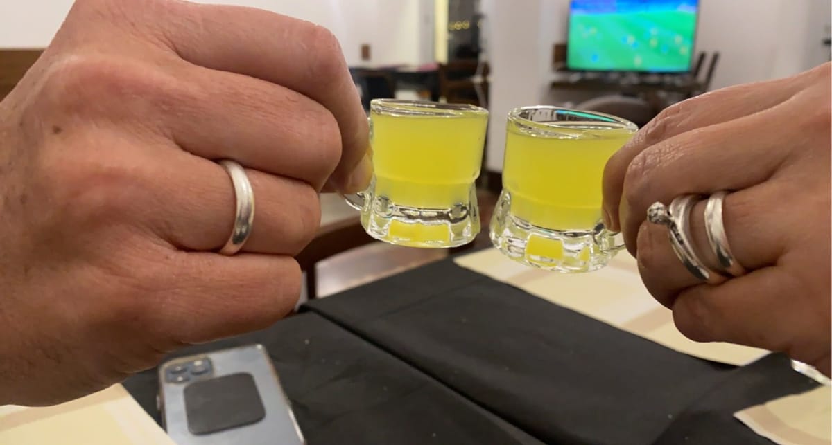 Servir alcohol en Boston es cada vez más caro por la escasez y el alto ...